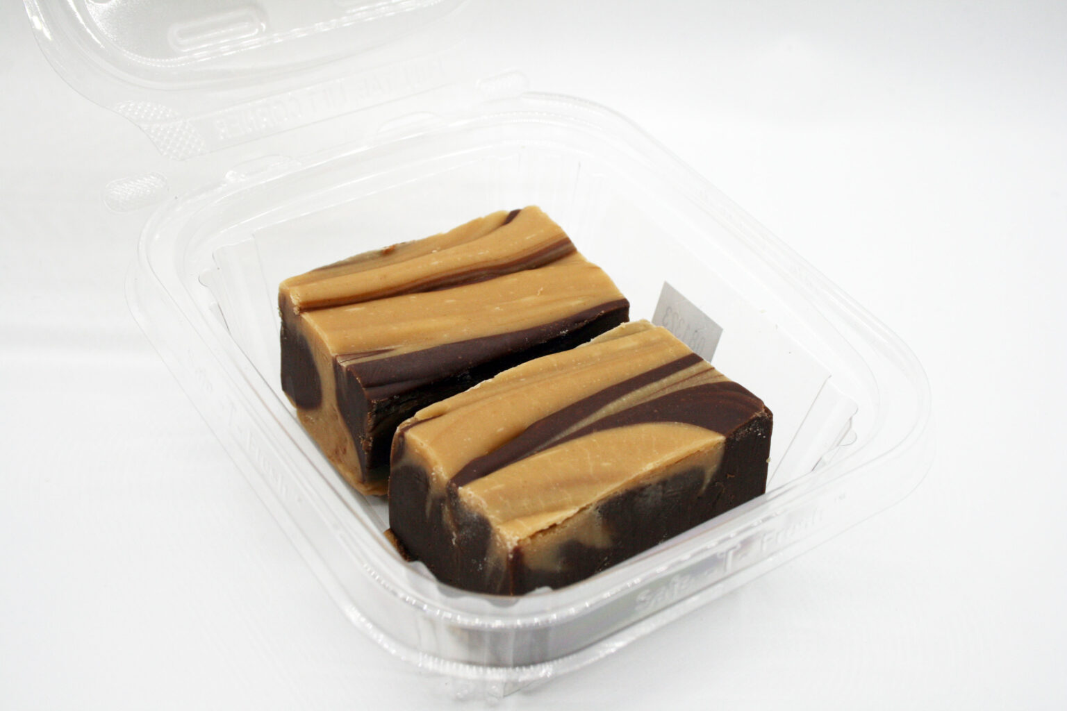Peanut Butter Chocolate Fudge - 8oz FreshPack - Asher's Chocolate Co.